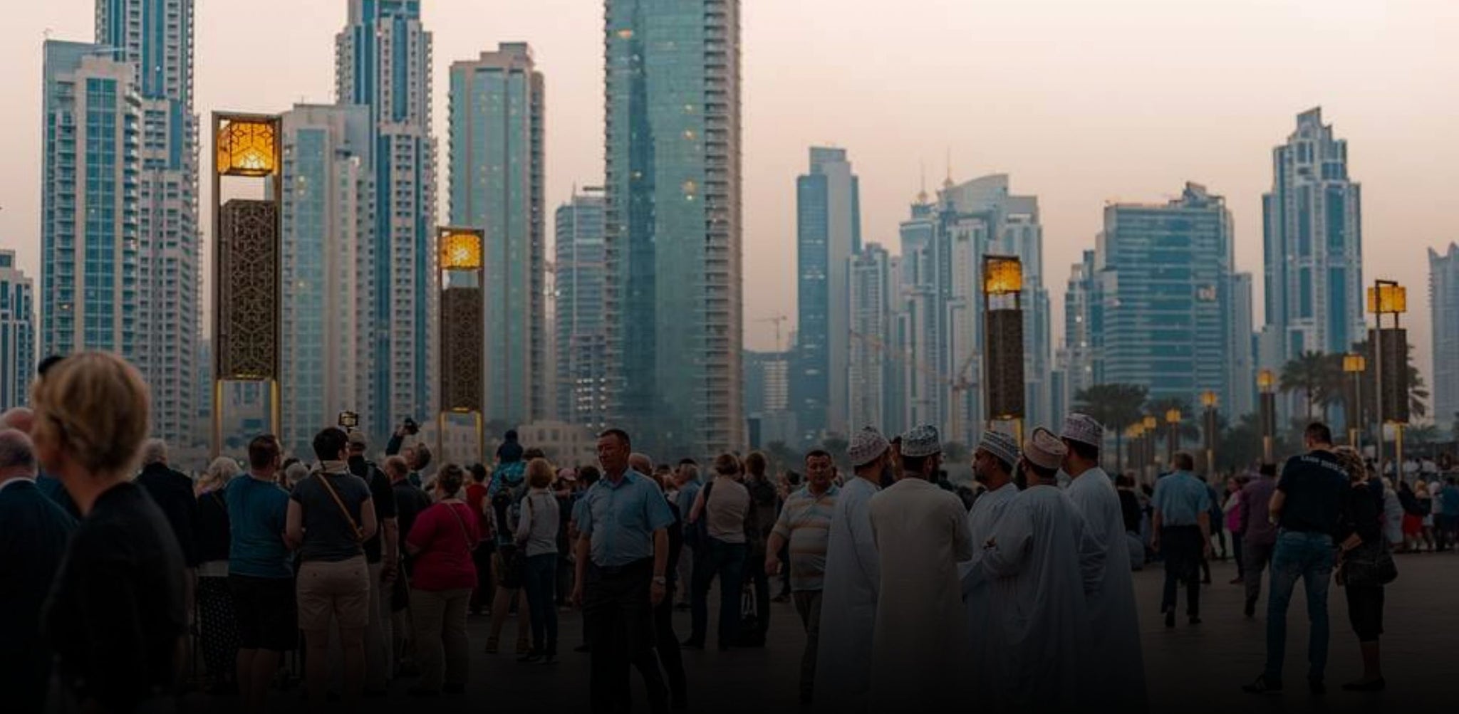 The Elegant And Tradiional Clothing Of Dubai