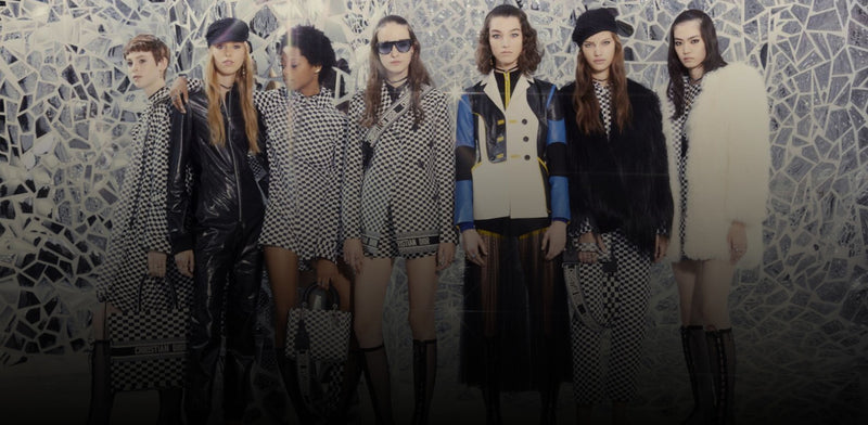 Explore how American outfits evolve with the time
